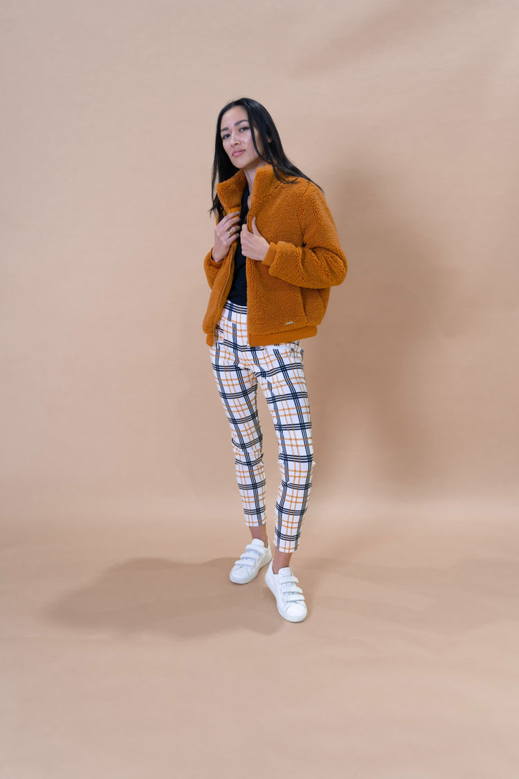 GG Blue - Premium Ladies’ Golf Jackets & Vests | GGblue